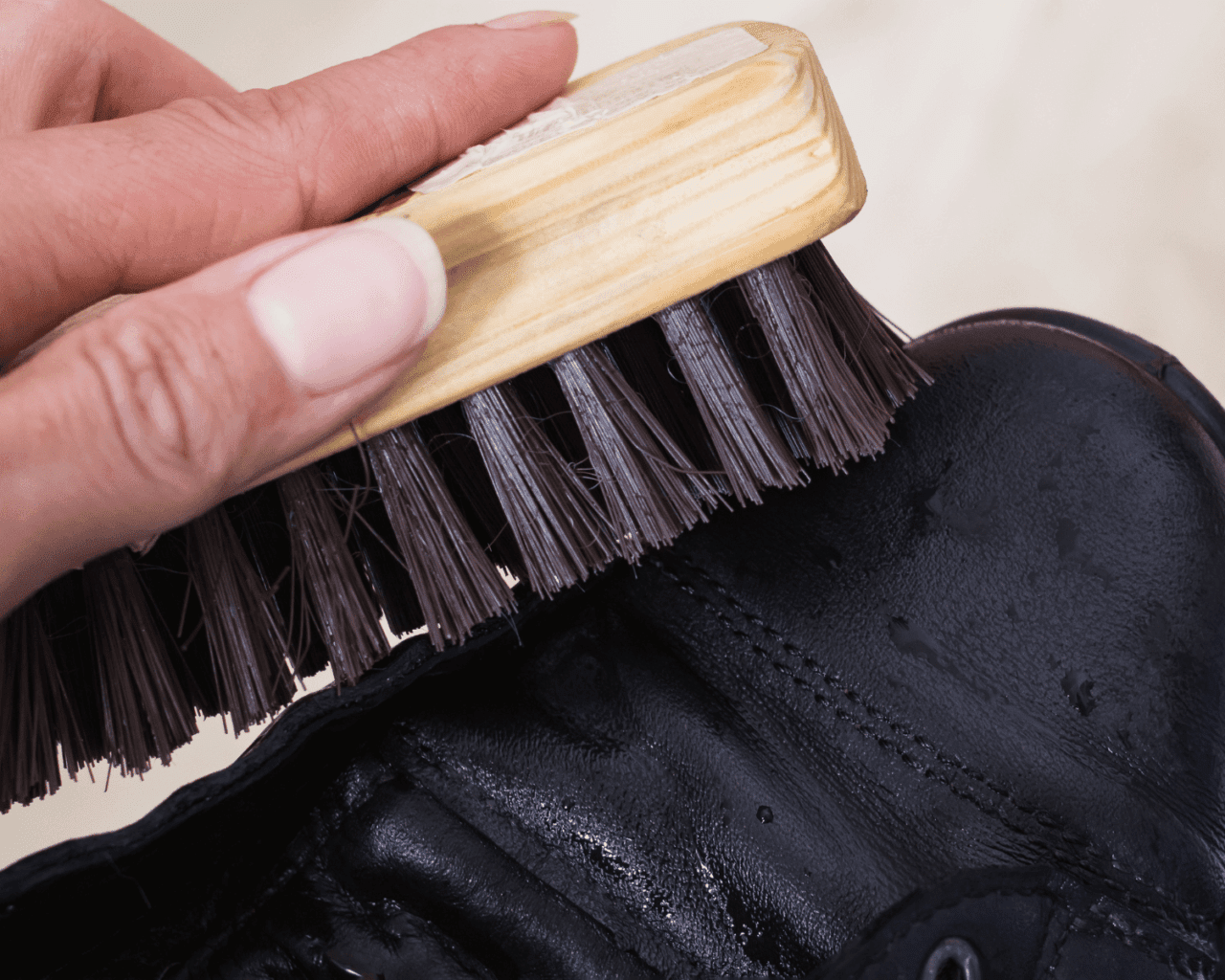 How To Clean High Heels For Men At Home! - HeHeels
